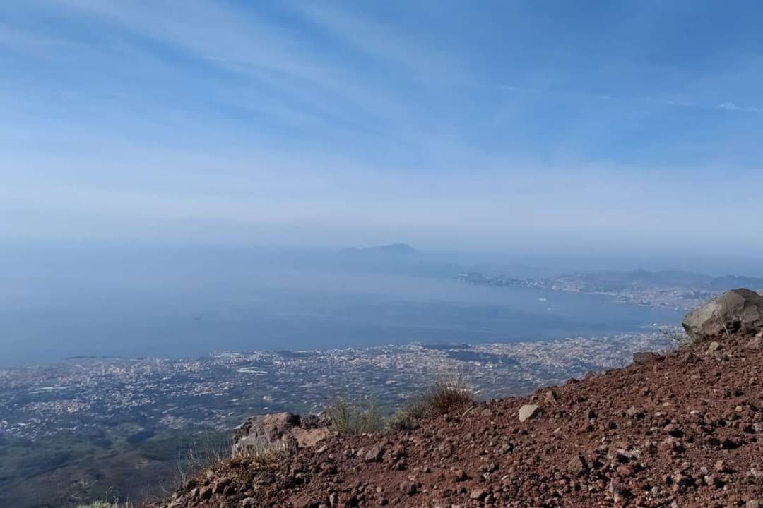 Vesuvius tour with shuttle bus | Discover South| Discover South